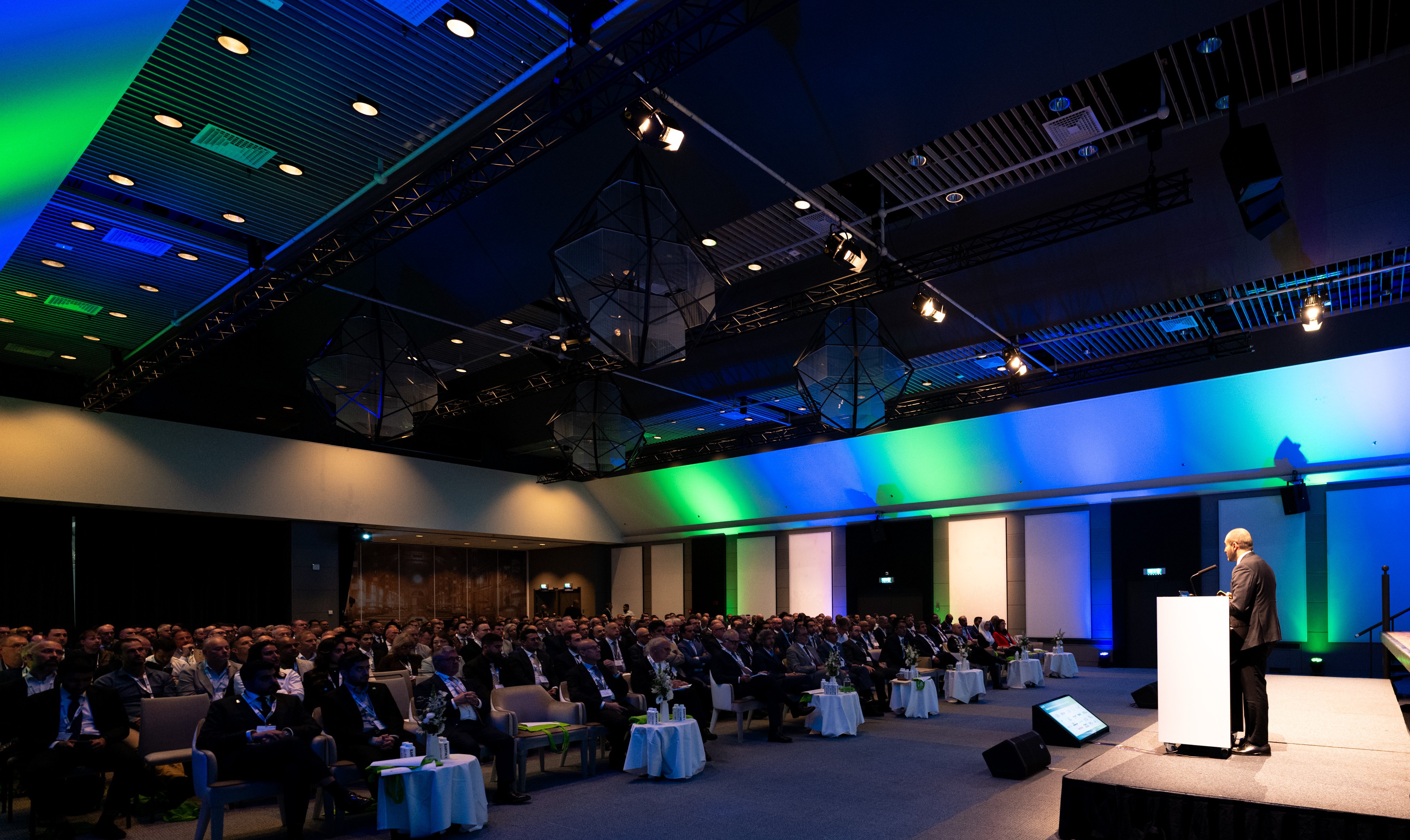 Aramco Europe welcomes global supply chain to Amsterdam | Aramco Europe